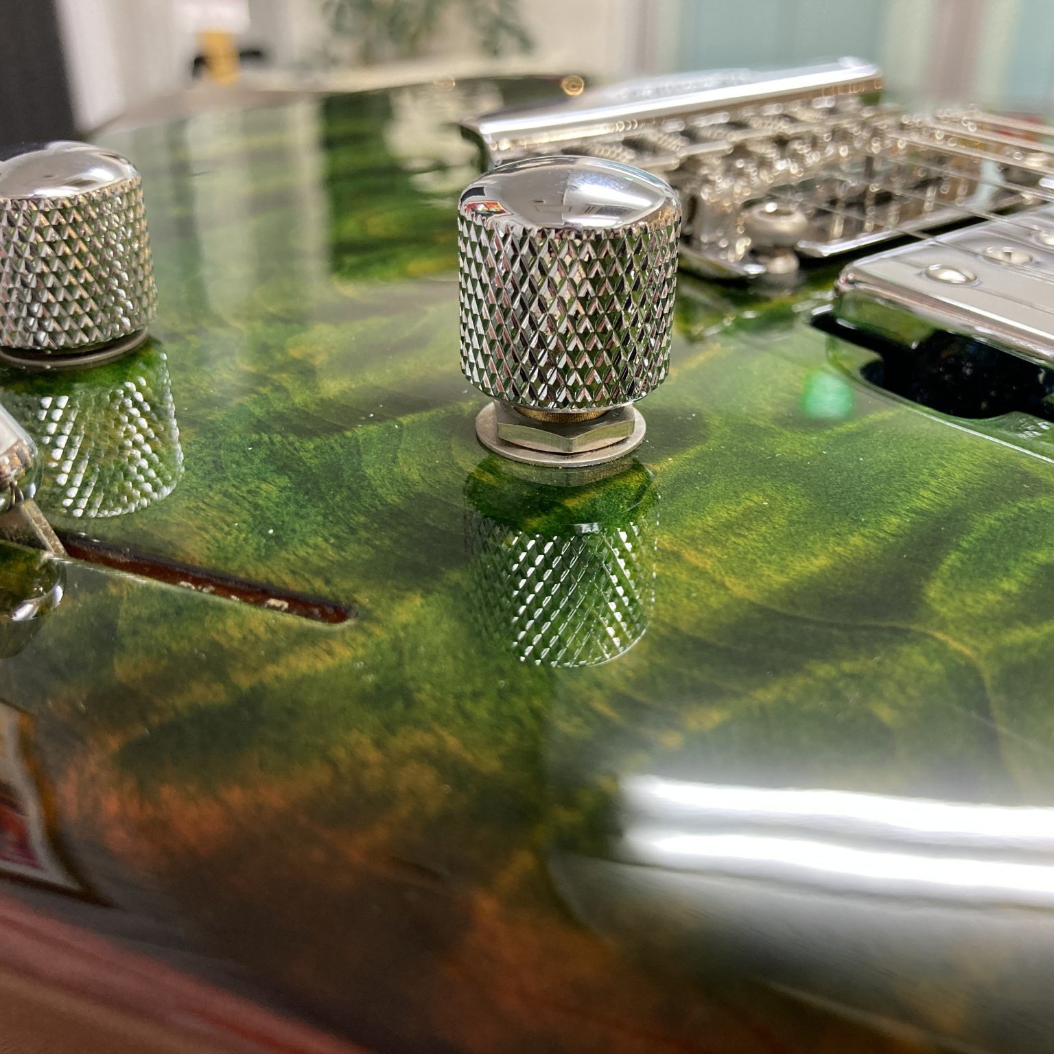 music-man-luke-iii-nico-nico-guitars-blog